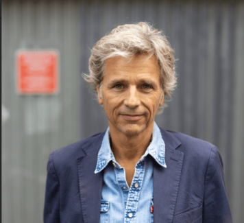 Guy Lagache au cœur de la forêt amazonienne – La lettre de l'audiovisuel